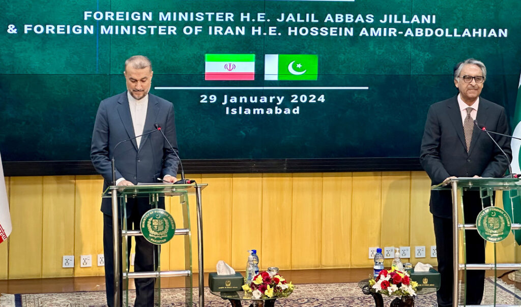 Iran, Pakistan form joint committee to ease border tensions ...