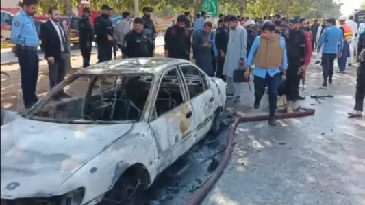 Suicide attack outside Islamabad courthouse kills at least 12, wounds ...