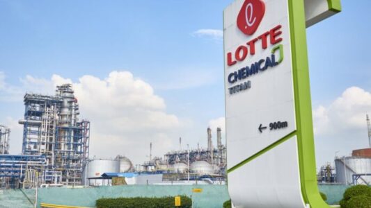 Lotte Chemical sells 75 percent of Pakistan PTA unit for $69 million; P ...