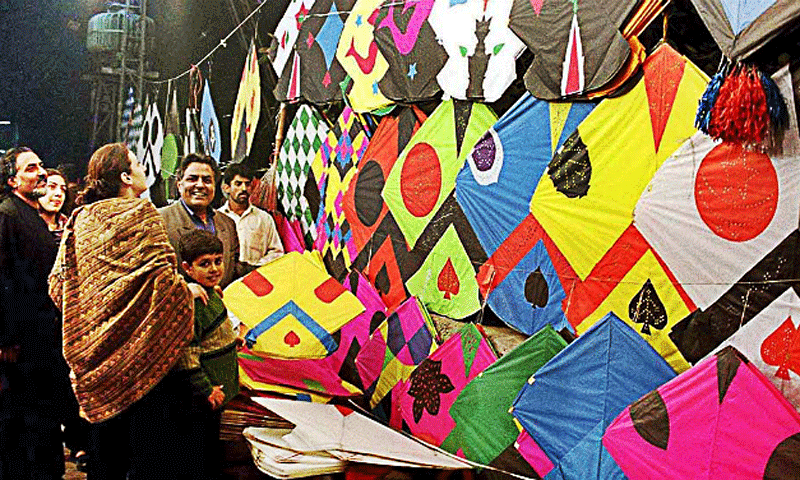 Lahore’s skies go neutral: 30-day ban on political kites enforced ...