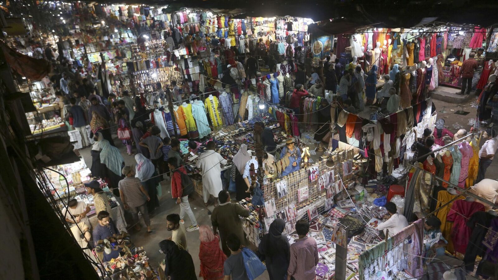 Sindh and Punjab provinces lift early closing rules on markets and ...